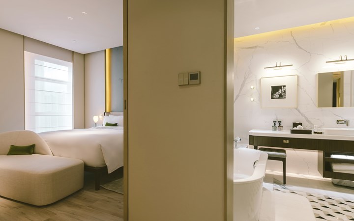 Pearl Gallery Hotel Guiyang - Guiyang, China : The Leading Hotels of ...